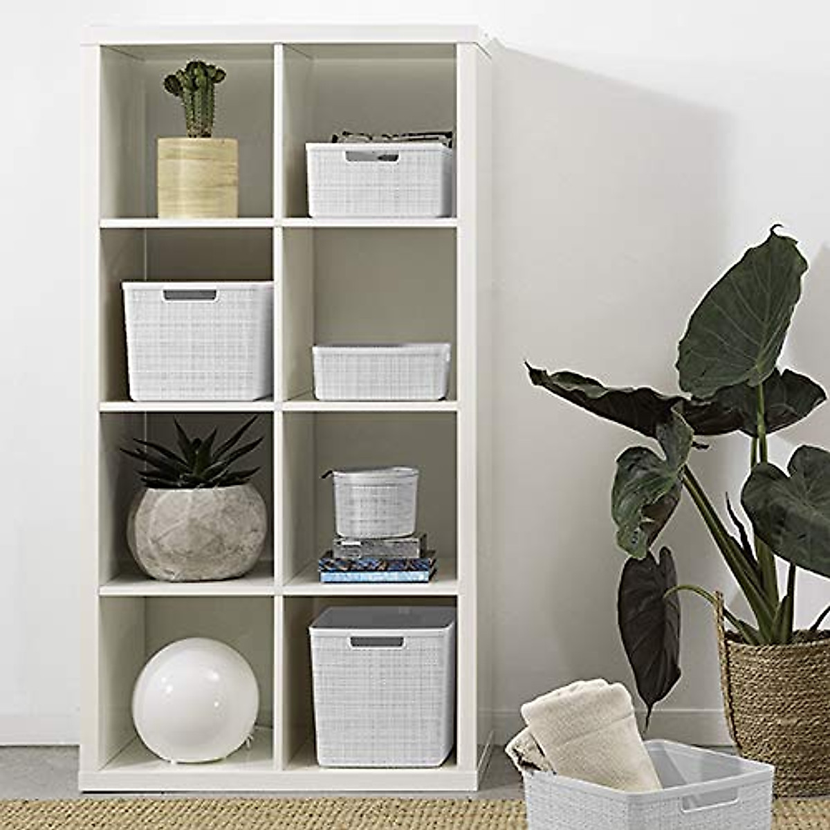 Curver Set of 4 Jute Large Decorative Plastic Organization and Storage Baskets Perfect Bins for Home Office, Closet Shelves, Kitchen Pantry and All Bedroom Essentials, White, 4