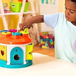Battat – Shape & Color Sorting Toy – Developmental Toy – Pattern Matching Game – Color-Coded Keys – 2 Years + – Shape Sorter House