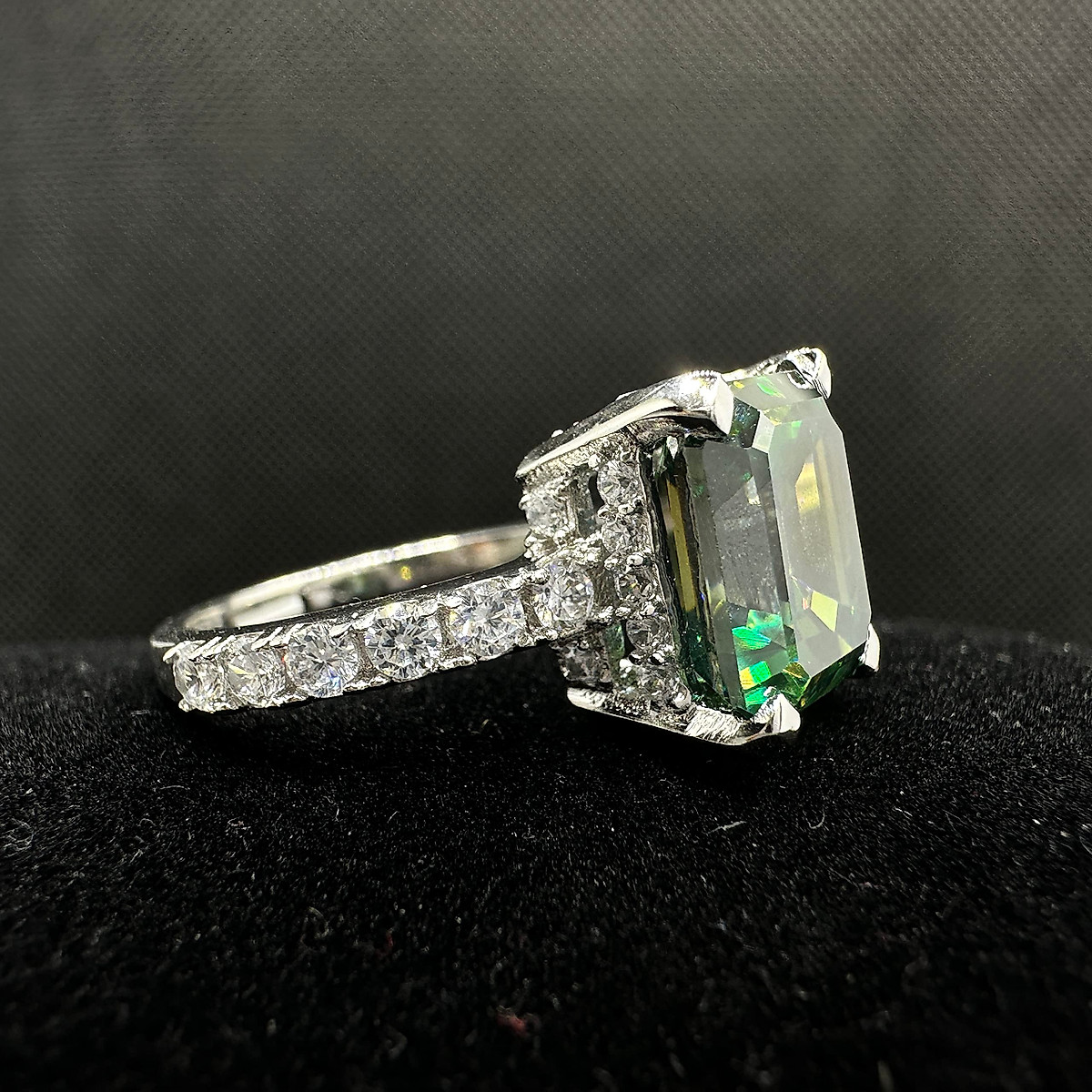 RINGJEWEL 5.40 ct VVS1 Emerald Cut Moissanite White Grey Green Color Silver Plated Engagement Ring For Women (Pack Of 1).
