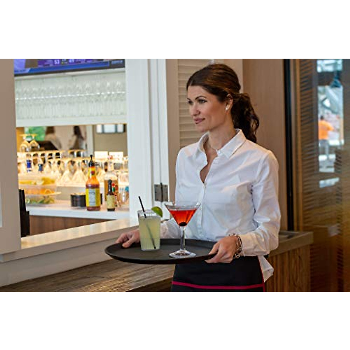 Cambro (1400CT110) 14" Round Fiberglass Bar Tray - Camtread® [Case of 12]