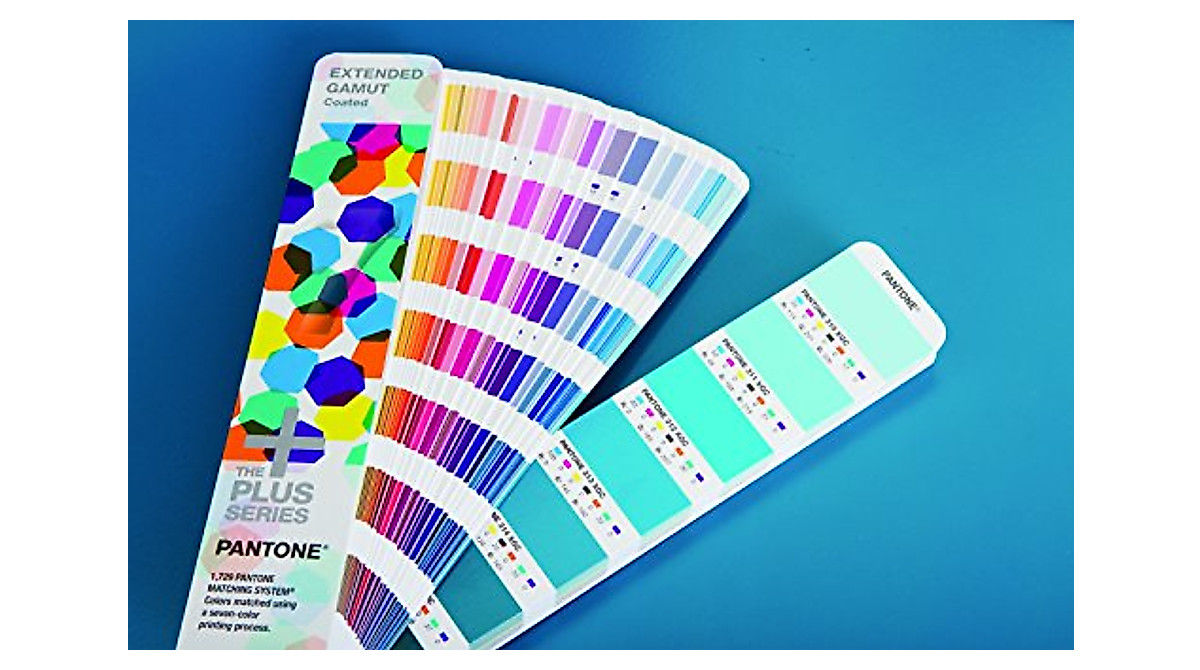 Pantone Plus Series Extended Gamut Guide - 1,729 Spot Colors for ...