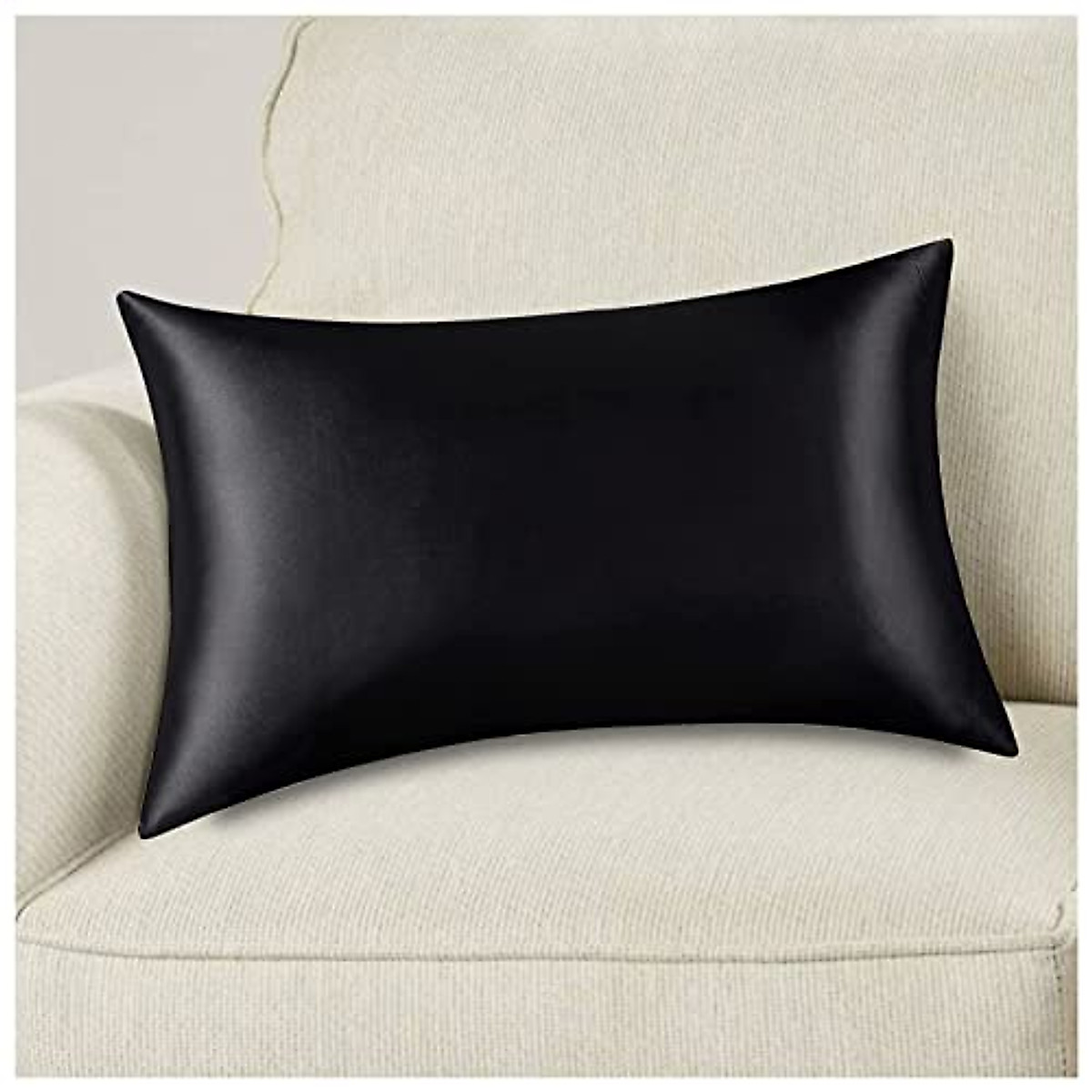 HOMIDATE Set of 2 Queen Pillowcase in Polyester – 20" x 30" in Black with Satin Feel - Luxury Soft and Breathable – Ideal for Bedding and Room Décor