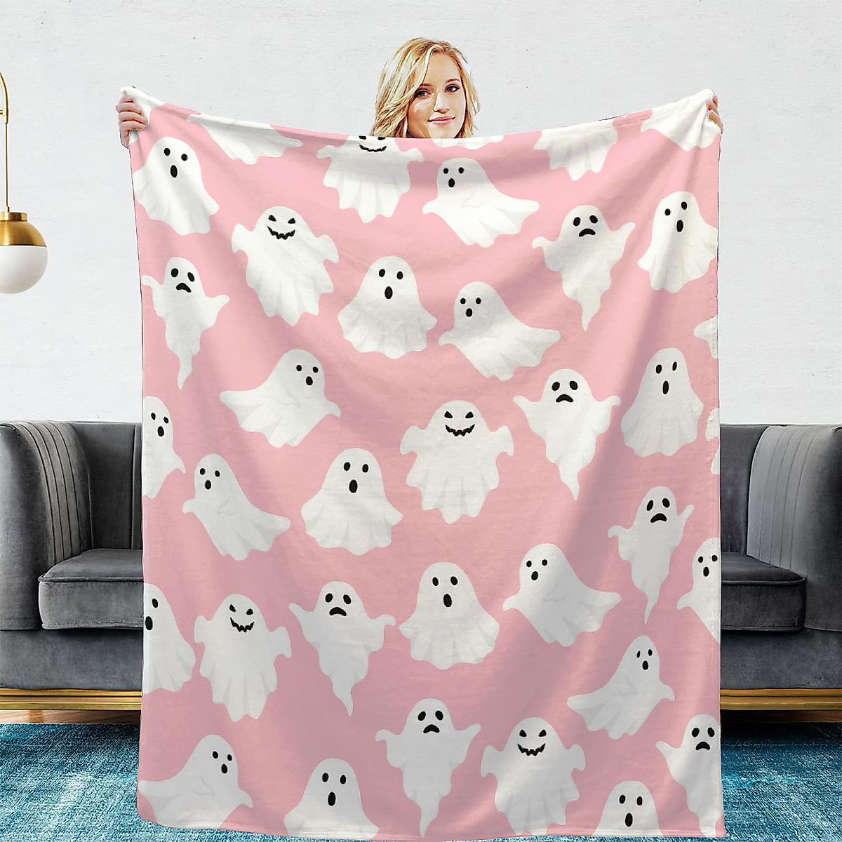 Pink Ghost Blanket for Girls Women Kids Flannel Plush Cute Throw Blanket Soft Cozy Throw Blankets for Couch Bed Sofa Pink Halloween Kawaii Living Room Decor Blankets Gifts for All Season 50x60 Inch