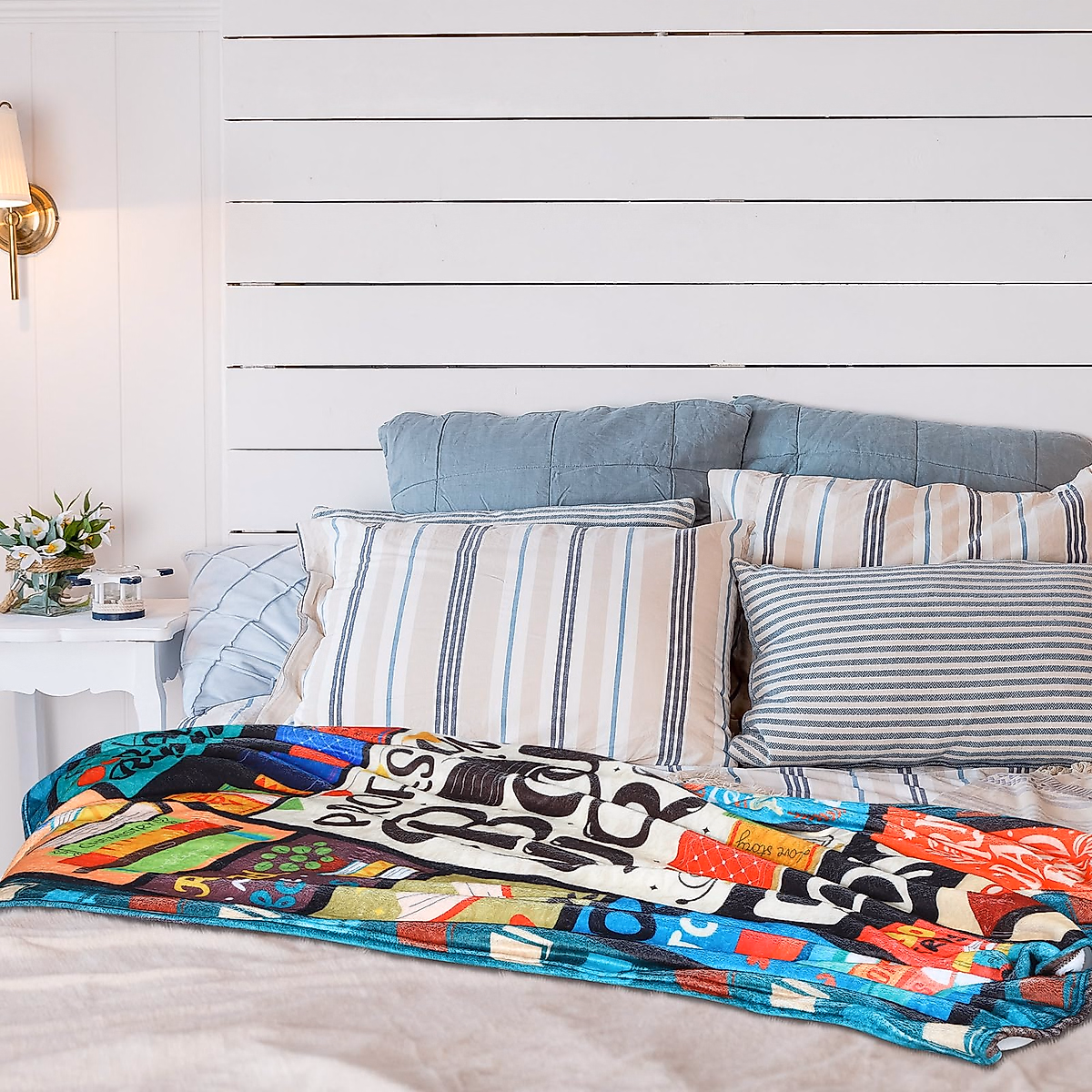 HunnmingRe 3 Pcs Book Lovers Gifts Set, Bookish Gifts for Librarian Readers, Includes 60"x 50" Throw Blankets Greeting Card Box, Book Club Gifts for Women Bookworm on Birthday Christmas