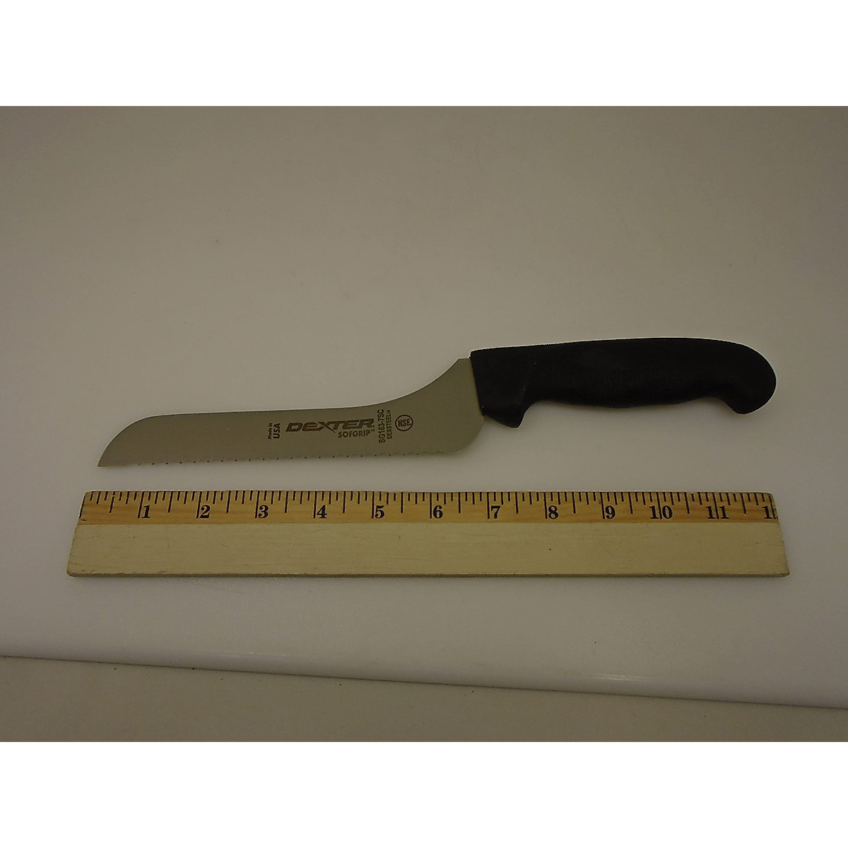 Made in USA 7 inch Offset Scalloped Edge Bread Knife Black Handle SG163-7SC