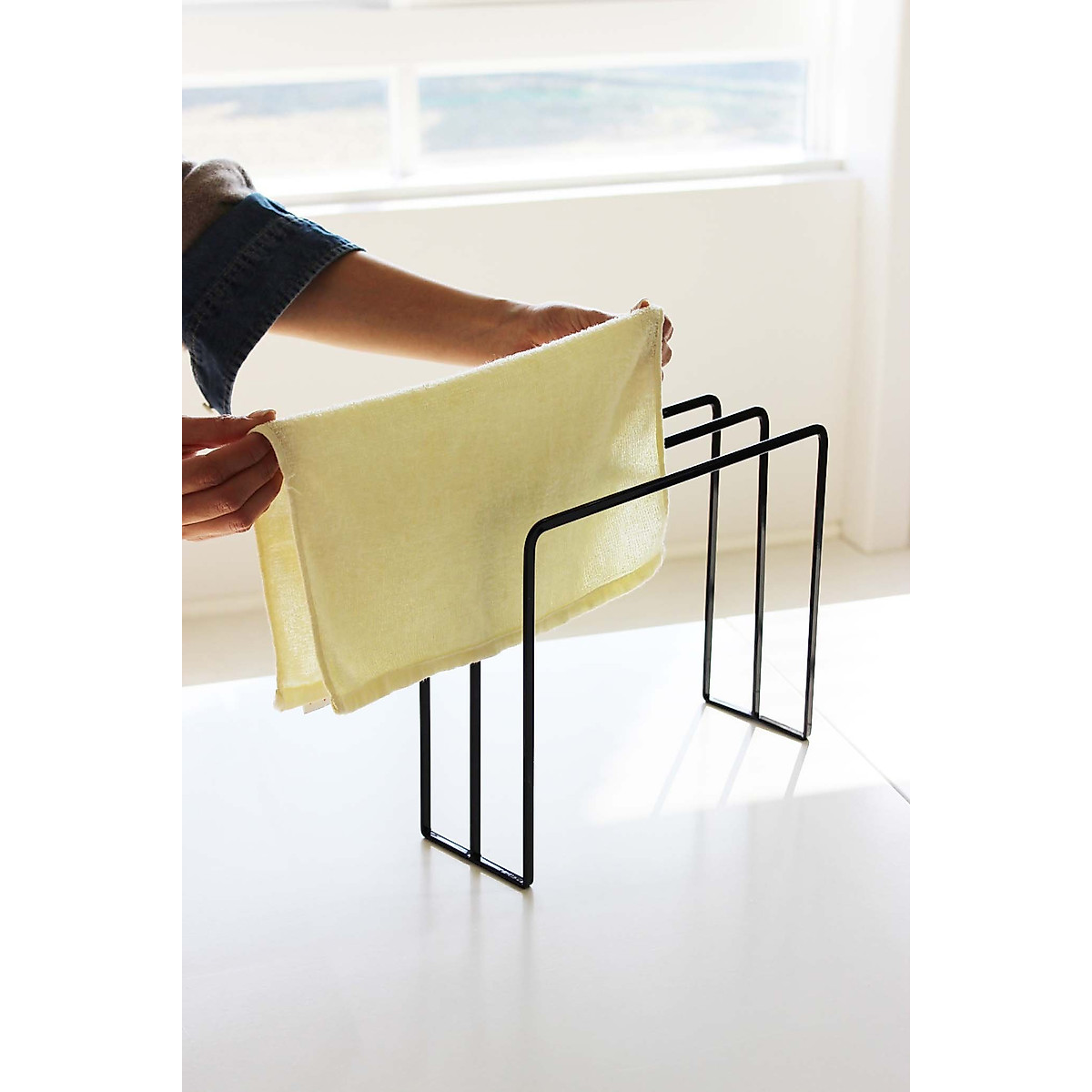 YAMAZAKI Dish Home Dishcloth Hanger | Steel | Towel Holder, One Size, Black
