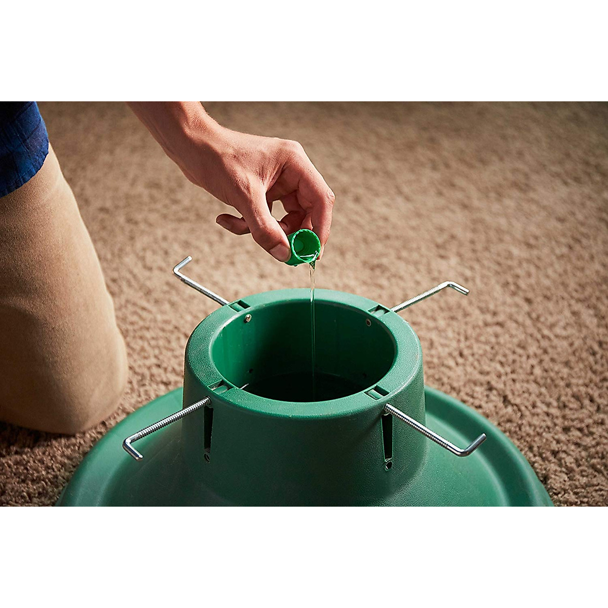 Miracle-Gro for Christmas Trees Plant Food, Hydrates Trees and Keeps Christmas Trees Green All Holiday Season, 2-Pack