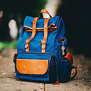 OEMOO 2Pcs Saint Benedict Medal Keychain, Silver/Gold Toned Saint Benedict Jubilee Medal Key Shaped Pendant Key Chain, Fine Detail Great Gift for Family Friend