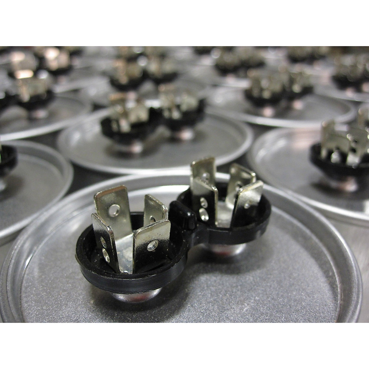 Rotary Phase Converter AR15-15HP 1 to 3 Three PH Can Start up to a 7.5Hp Light Load/ 21 Amp 208-240v Load