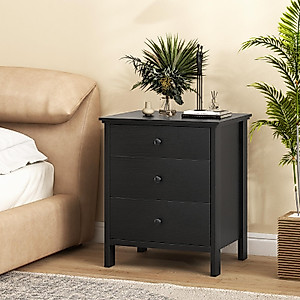 Giantex Nightstand with 3 Drawers, Wooden Side End Table with Solid Wood Legs, Retro 3-Drawer Bedside Table Night Stand for Bedroom Home Office Small Space, Easy Assembly, White