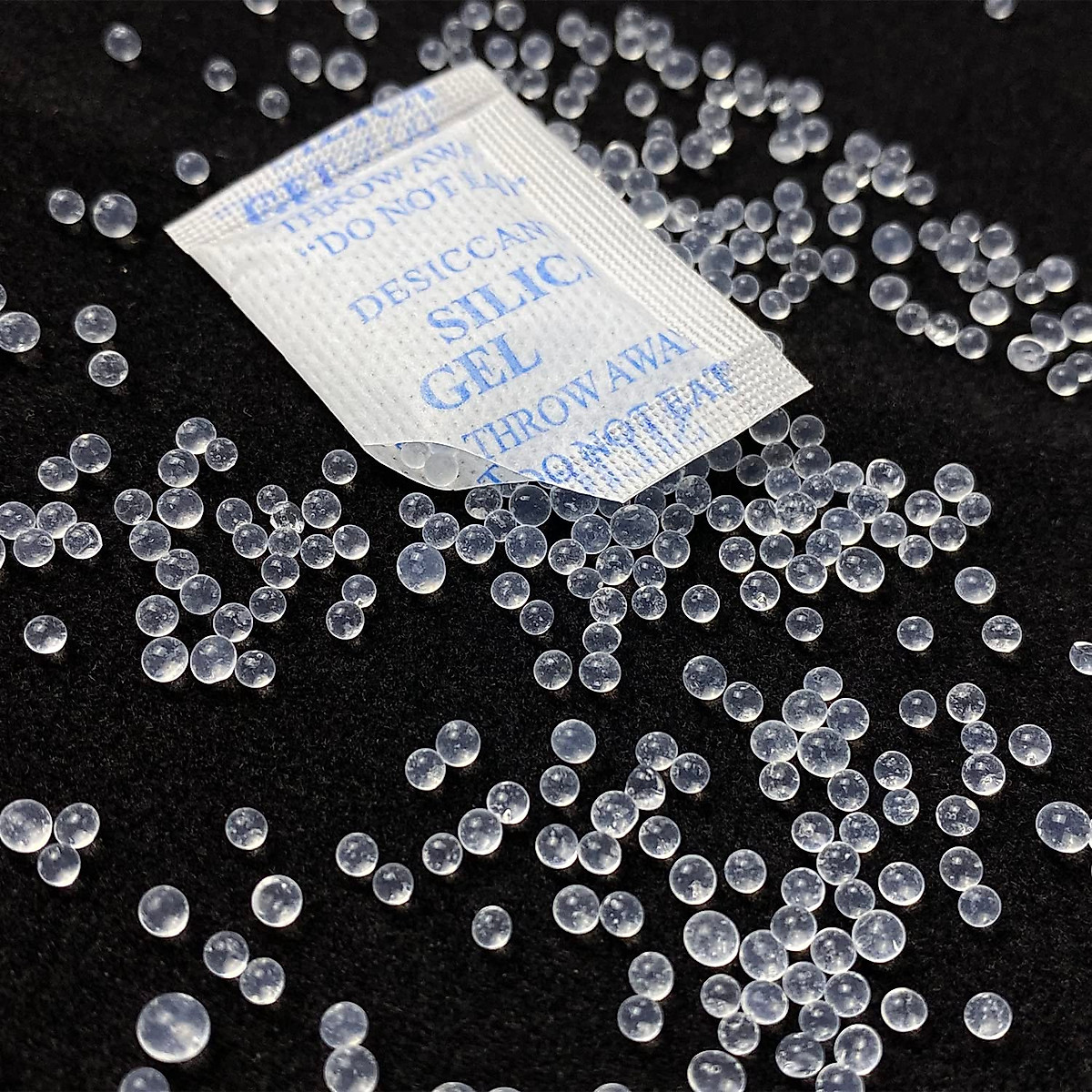 Silica Gel Packets,2 Gram 500 Packs Desiccant Pack Food Grade Silica Packets for Moisture Control, Rechargeable Moisture Absorber Bags for Storage