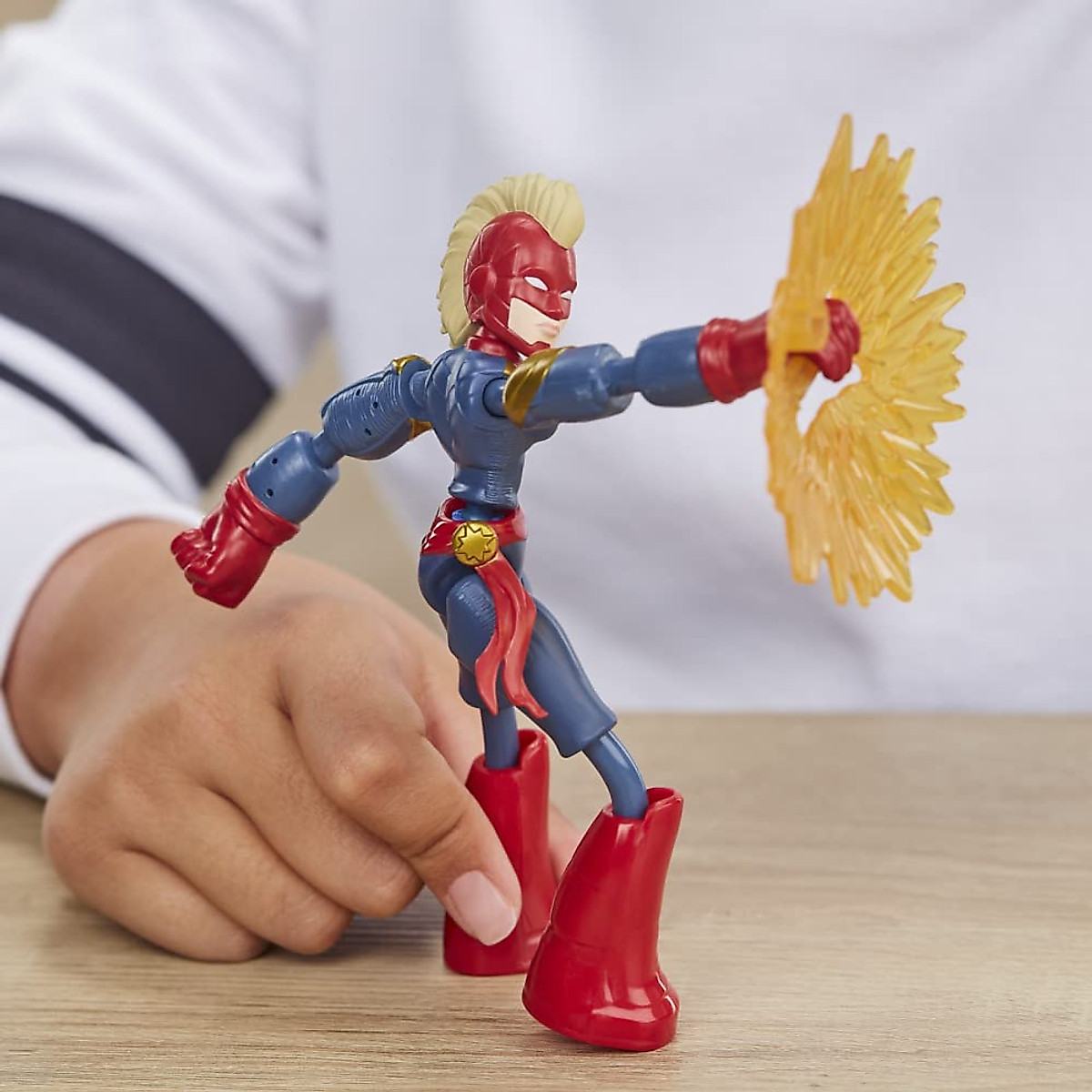 Avengers Marvel Bend and Flex Action Figure Toy, 6-Inch Flexible Captain Marvel Figure, Includes Blast Accessory, for Kids Ages 4 and Up
