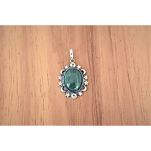 Rekha Gems Malachite Pendant-925 Sterling Silver Pendant-Gemstone Pendant-Green Stone Pendant-Vintage Jewelry-Boho and Hippie Pendant-Vintage Pendant- Birthday Gift-NO-M17