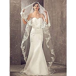 Aukmla Wedding Bridal Veils Ivory Beautiful Long Veil with Lace and Metal Comb at the Edge Cathedral Length (Ivory)