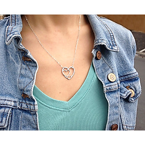 EFYTAL Gifts for Grandma, Sterling Silver Triple Heart Necklace for Mom & Granddaughter, Grandmother Mothers Day Gift