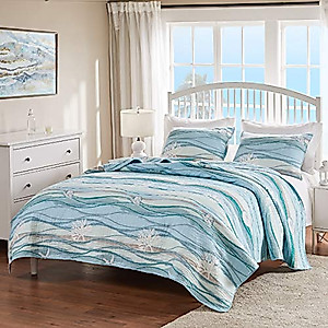 Greenland Home Maui Embroidered Coastal Quilt and Pillow Sham Set, King/California King (3 Piece), Blue