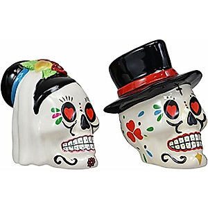 "Home Décor Accents" Day Of The Dead Wedding Bride And Groom Skulls Salt Pepper Shakers Set - Home Accents 33-kl1-1025