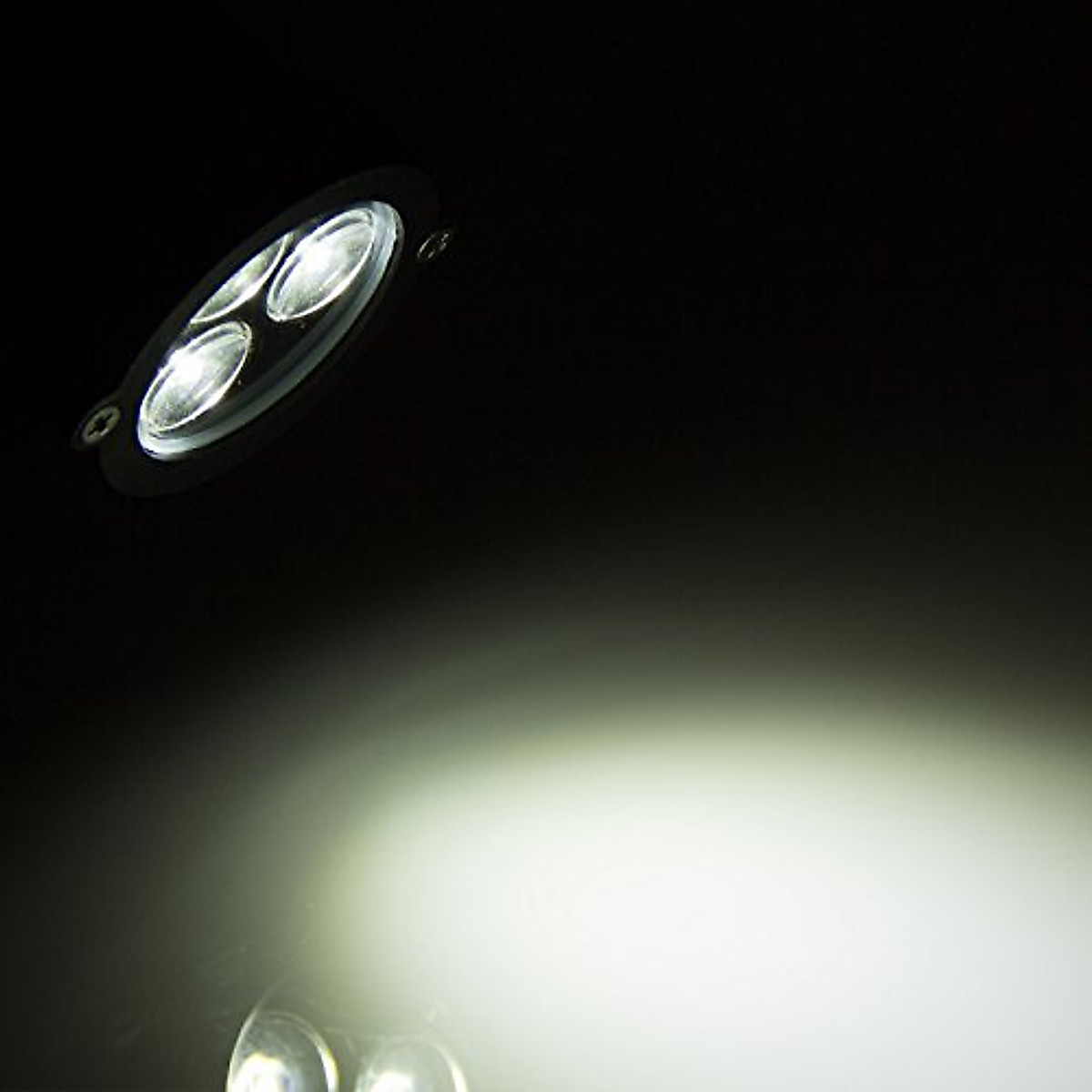 LemonBest 2pcs LED Landscape Garden Wall Yard Path Pond Flood Spot Light Outdoor IP65 Decorative Lamp Cool White 12V