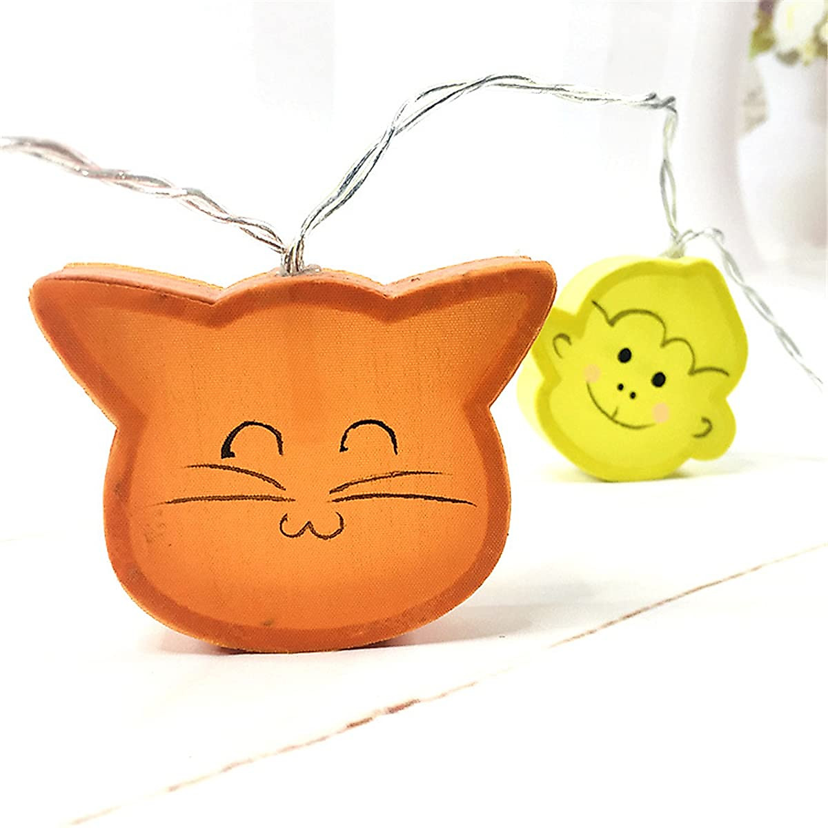 LEKIBOP 10LED Cartoon Animal Wooden LED Light String Battery Powered Indoor Outdoor Lighting Lamp for Wedding Home Birthday Garden Yard Patio Party Decorations