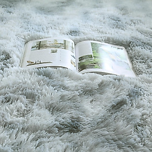 KCHOWUA 4x6 Grey Fluffy Shag Rug for Bedroom,Machine Washable Soft Shaggy Fuzzy Plush Area Rugs for Living Room,Modern Non Slid Kids Rugs for Boys Bed Room Nursery Dorm Carpets,Tie-Dye Light Gray