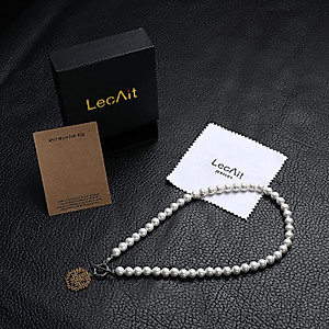 LecAit Pearl Necklaces for women Smiley Face Pearl Necklaces Face Pendant Necklace for Women Y2k Fashion Cute Smiley Toggle Pearls Necklace
