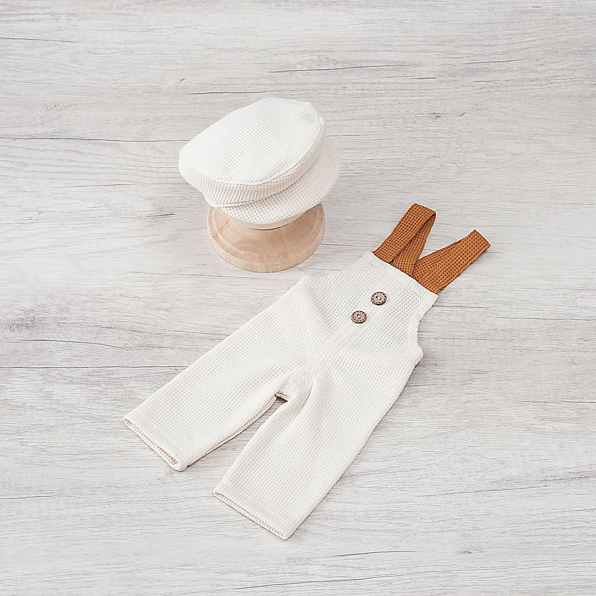 Coberllus Newborn Monthly Baby Photo Props Stripe Checked Fabric Flat Cap Newsboy Cap & Suspender Pants Romper for Photography Outfits (Light Beige)