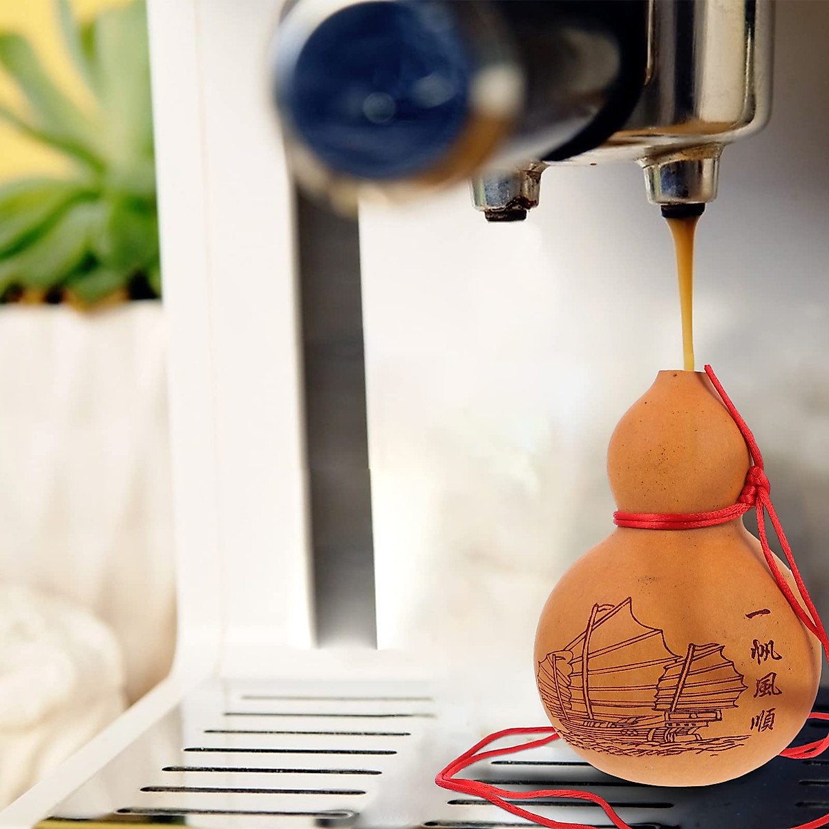 DOITOOL 2PCS Gourd Wine Flask Bottle Chinese Wu Lou Wine Bottle with Stopper Wooden Chinese Feng Shui Hu Lu Gourd Ornament for Home Kitchen ( Khaki )