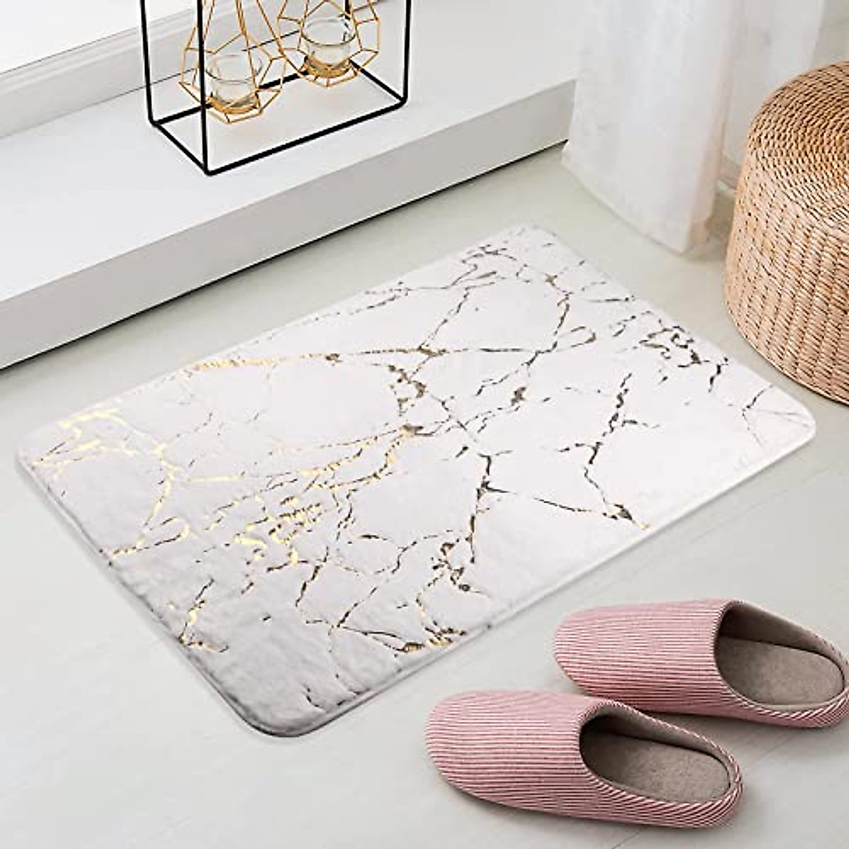 Flixsonic Bathroom mat Luxurious Ultra Soft Non-Slip Absorbent Quick Dry ，Machine Washable Shower Rug, Perfect mat for Bathroom,Kitchen, and Bedroom Decor (19.7 x 31.5 Inch, White)