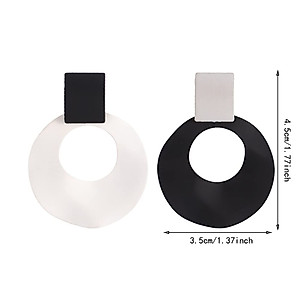MIGUO STORE Unique Charm Black White Contrast Asymmetric Geometric Circle Earrings Personalized Fashion Hollow Sparkly Earrings for Women Gift (Black White Earrings)
