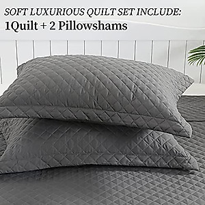 HOMBYS 3 Piece Oversized King Quilt Set Bedspread 128x120 Reversible Lightweight Coverlet Summer Comforter Set (Super King Plus (128x120), Grey)