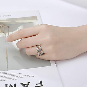 LIKGREAT Triskele Trinity Celtic Knot Rings Stainless Steel Band for Women (silver tone, 7)