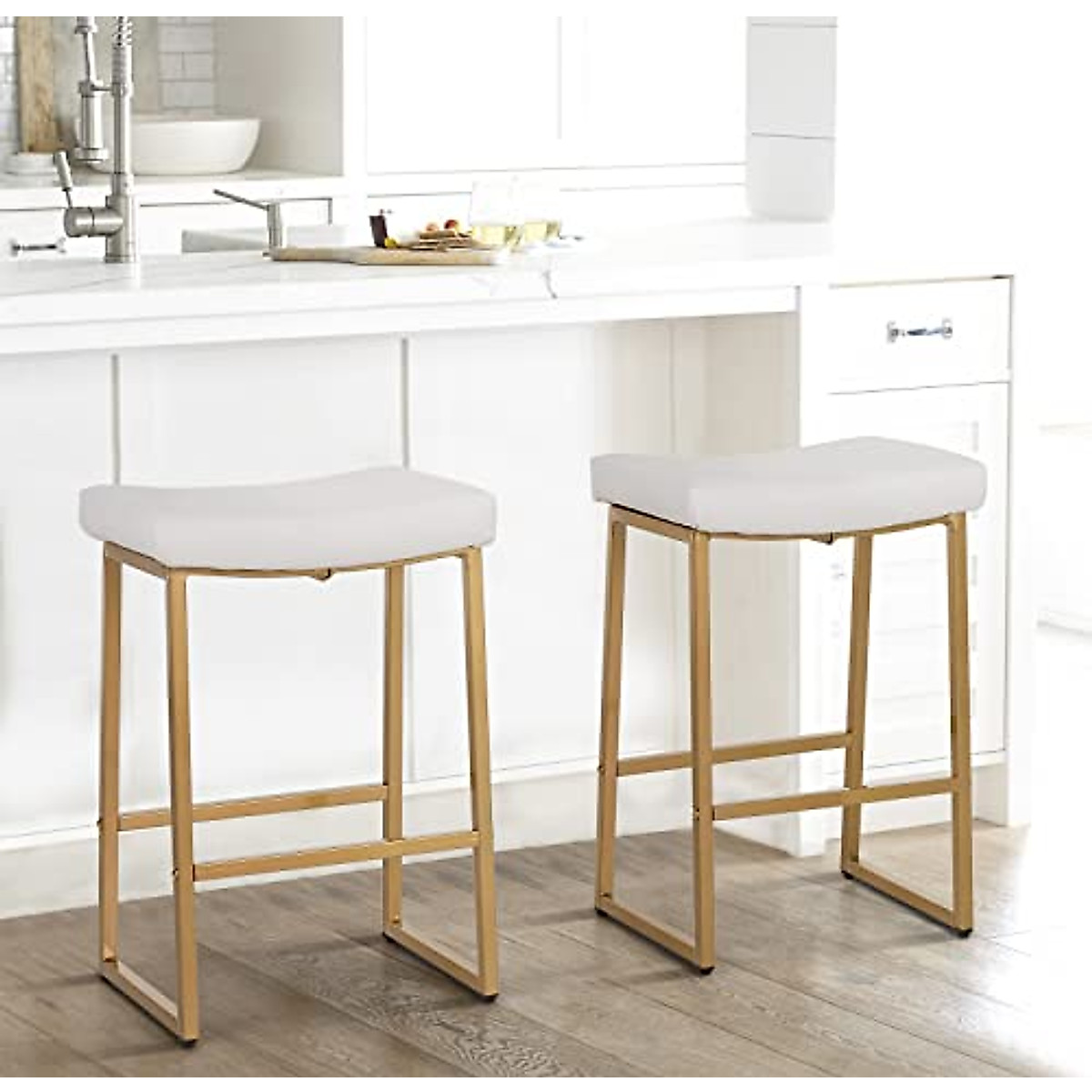 MAISON ARTS White & Gold Bar Stools Set of 2 for Kitchen Counter Backless Counter Height 24 Inches Saddle Stools Modern Gold Barstools Upholstered Faux Leather Stools Farmhouse Island Chairs