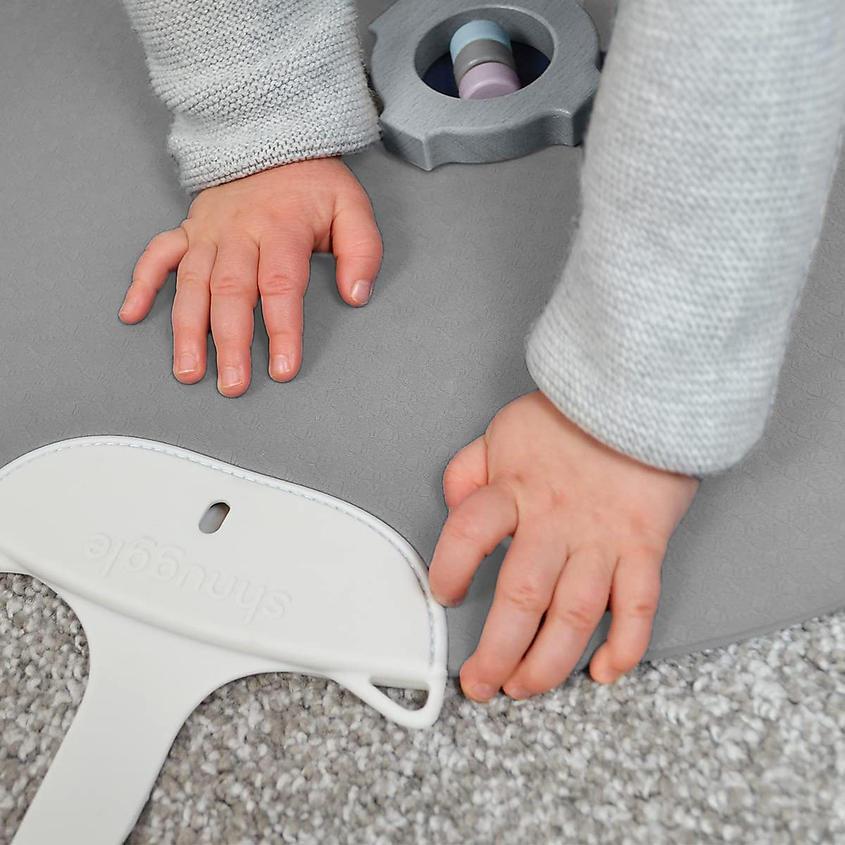 BEABA by Shnuggle Baby Yoga Play Mat, Playtime for Babies, Baby Play Mat, Tummy Time Mat, Yoga Mat, Crawling Mat, Soft Play, Comfy & Non-Toxic, (Grey)