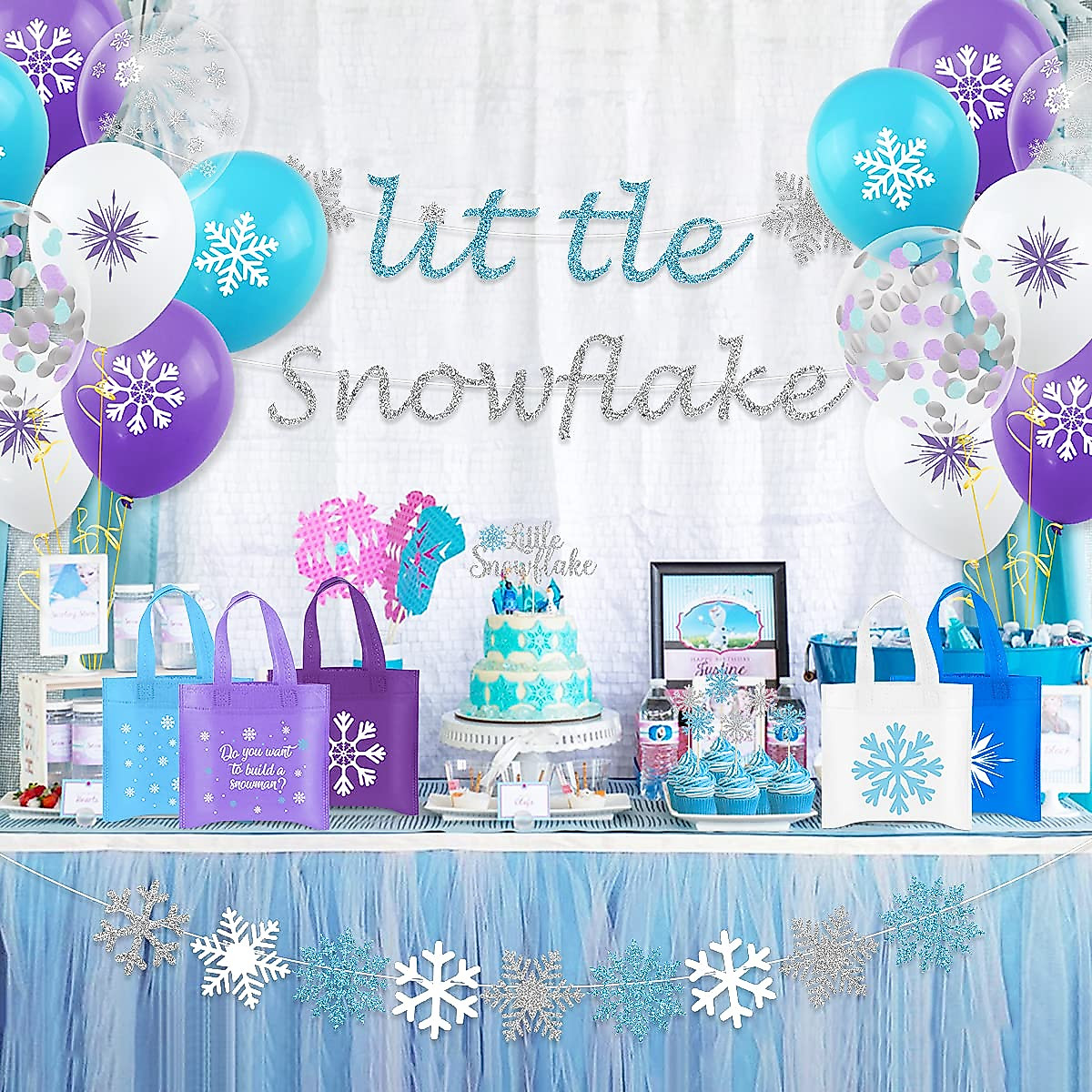 20Pcs Snowflake Party Favors Bag, Winter Frozen Non-Woven Candy Treat Bags, Winter Theme Goodie Gifts Tote Bags for Kids Snowflake Holiday Party Winter Wonderland Birthday Baby Shower Party Supplies