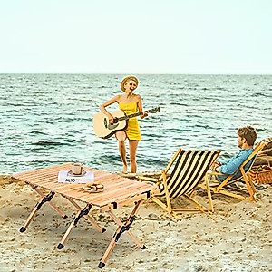 Pluatyep Travel Camping 4ft Folding Low Height Table Portable Wooden Outdoor Picnic Table Cake Roll Wooden Table with a Carry Bag for Picnic BBQ Camp Travel Patio Backyard Beach(Medium Table)