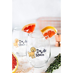 Drinking Divas - Doodle Mom - Stemless Wine Glass - Funny Gifts for Women, Mom, Best Friend, Sister, Girlfriend, Wife, Boss and Cute Dog Lovers - Unique Mother's Day, Birthday and Christmas Gift