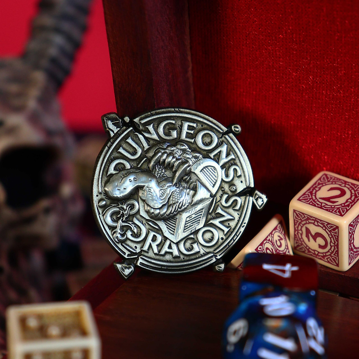 Dungeons & Dragons Limited Edition Mimic Premium Pin Badge