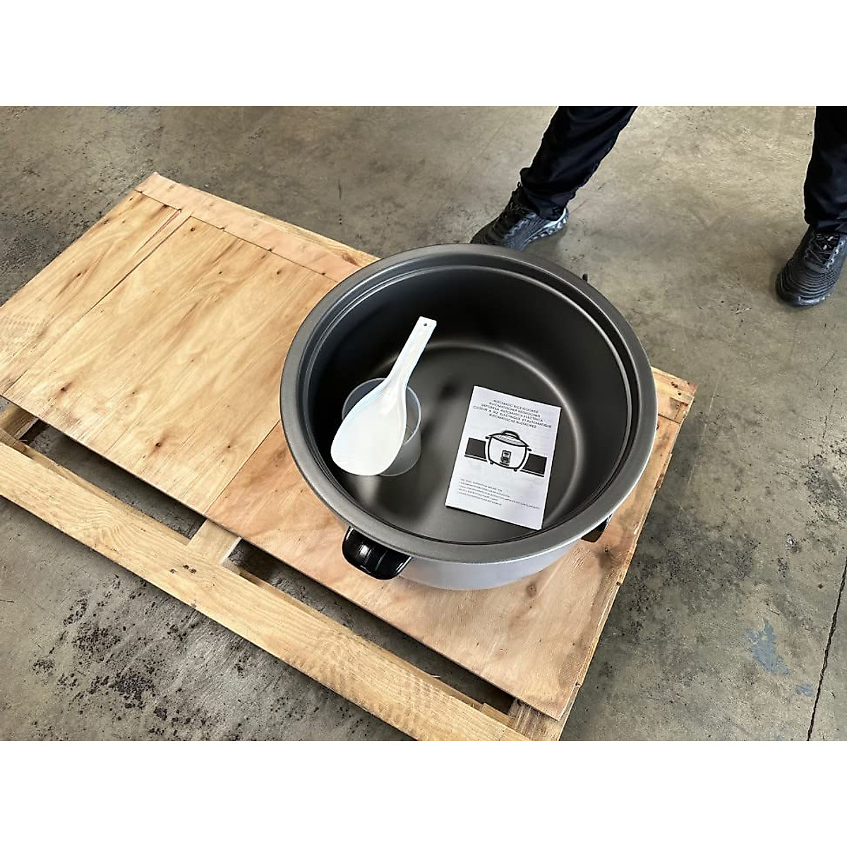 Commercial rice cooker 30 Cups Uncooked Rice Large Capacity, keep warm mode, NSF certified for restaurant, 110V, nonstick inner pot White xh-219