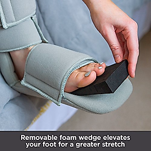 BraceAbility Padded 90 Degree Plantar Fasciitis Boot | Soft Night Splint to Stabilize Foot and Ankle, Stretches Plantar Fascia Ligament and Supports Achilles Tendon (Small)