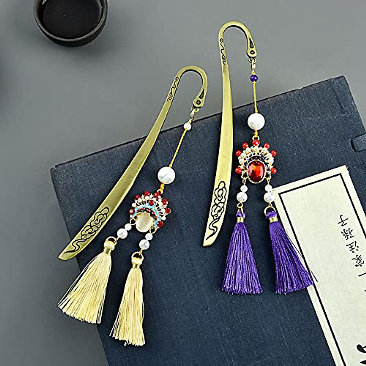 Pendant Bookmark Metal Bookmark Peking Opera Face Design with Tassels Shell Pearl - Purple