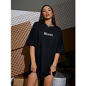WDIRARA Women's Graphic Short Sleeve Drop Shoulder Oversized Tee Round Neck T Shirts Letter Print Black M