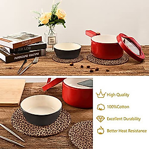Leopard Classic Pattern Trivets Mat for Hot Dishes Pots Pans Potholders Set of 2 Pcs Round Holder Hot Pads for Table Cotton Thread Weave Resistant Kitchen Cooking