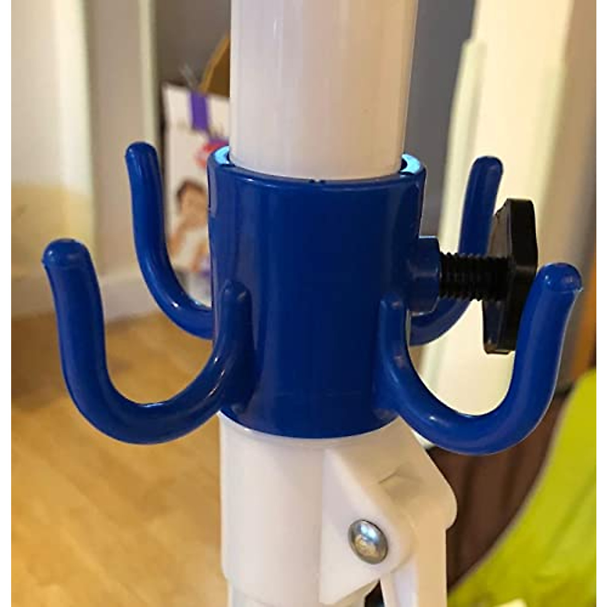 MILIMOLI Beach Umbrella Hanging Hook, 4-Prongs Beach Umbrella Hanging Hook, Adjustable Plastic Umbrella Hook for Towels Camera Clothes Hats Sunglasses Bag, Beach Camping Travel Supplies