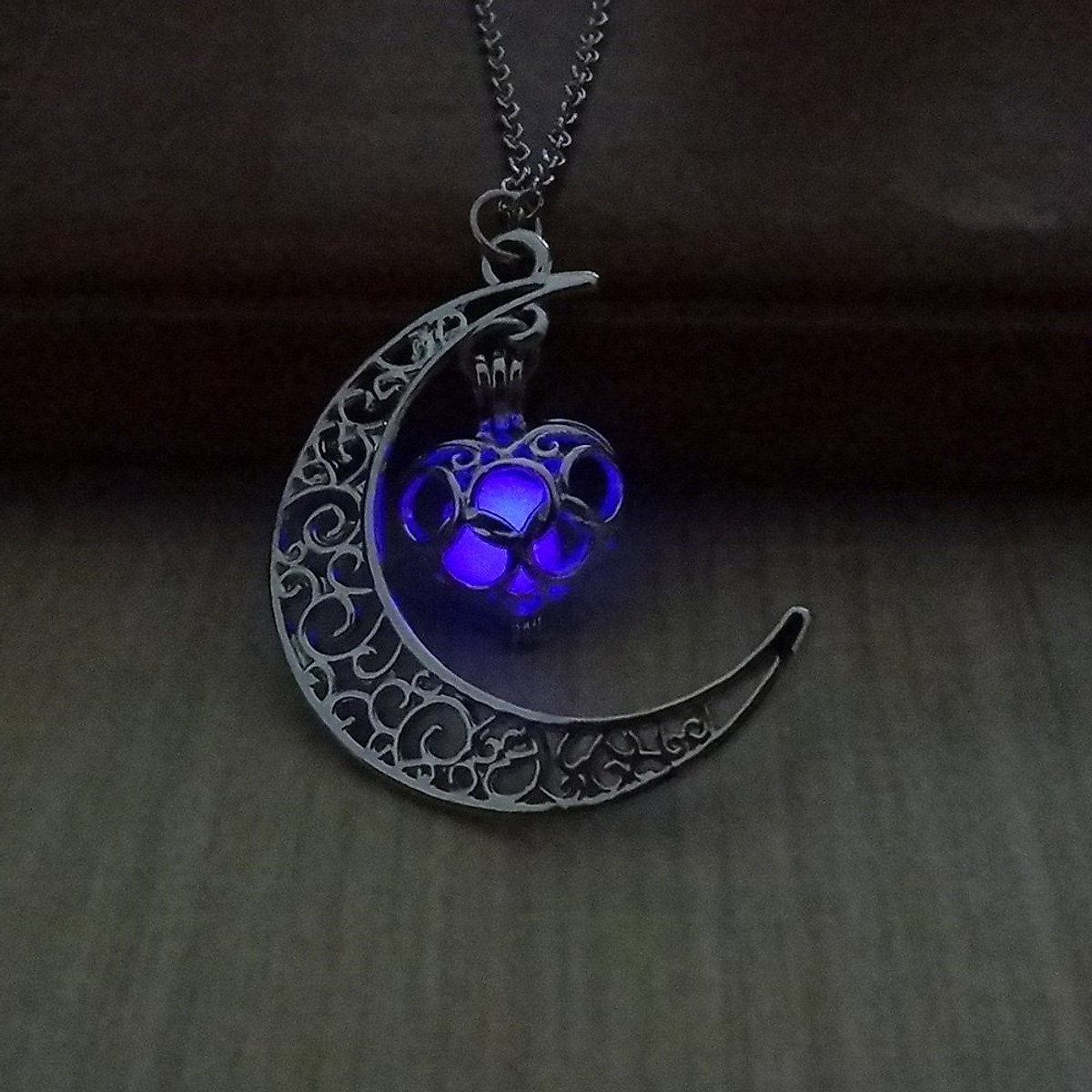 Fineder 4 Colors Luminous Series Moon Love Heart Pendant Necklace Fluorescent Necklace, Glow in the Dark Necklace