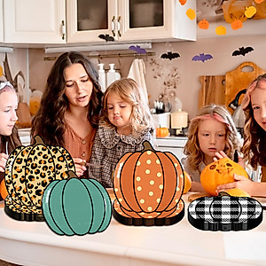 HAKOTI 40Pcs Fall Pumpkin Paper Plates - Thanksgiving Party Supplies Fall Thanksgiving Harvest Party Tableware Decoration Orange Pumpkin Shape Plates for Autumn,Halloween Holiday Party