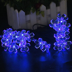 REICUA, Solar Garden Lights, Outdoor String Lights with Flowers, Waterproof 7m 50 LED 8 Twinkling Modes, Decorative Lighting Fairy Lights for Home, Gazebo, Patio, Lawn, Wedding Ornament (Blue)