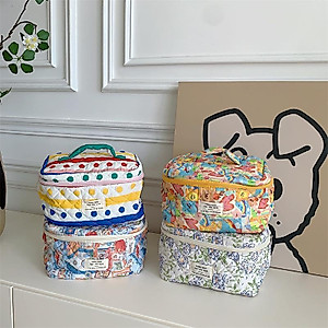 Cotton Makeup Bag Large Travel Coquette Aesthetic Makeup Bag Portable Cosmetic Bag Lightweight Cute Toiletry Bag Kawaii Cosmetic Pouch for Ladies Girls (Sheep)