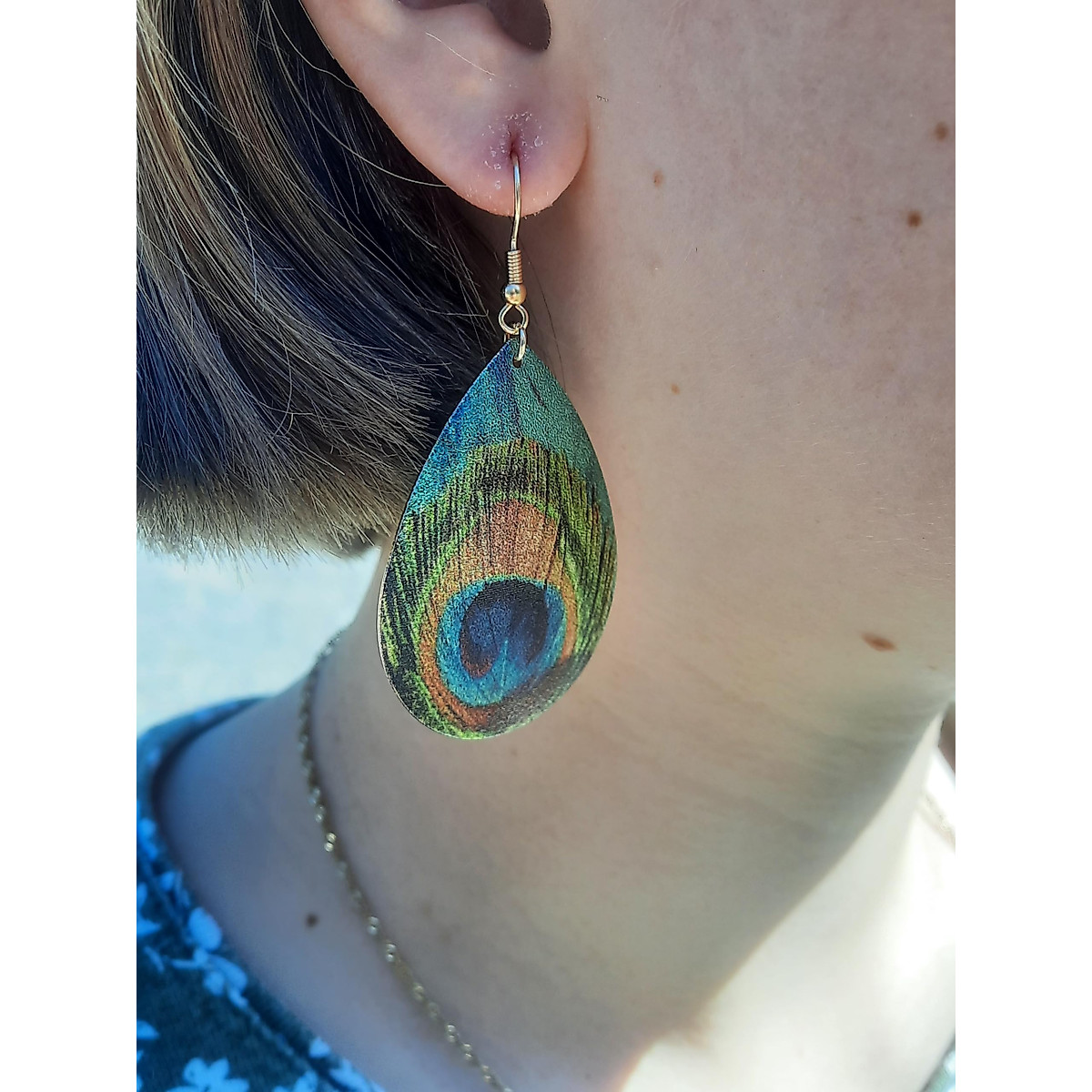 Peacock Tail Shimmer Earrings with Fish Hook Post (2)