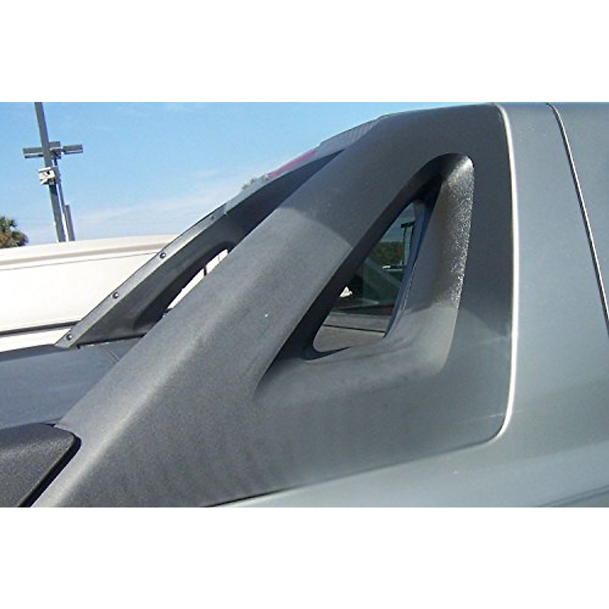 Vinyl Magic: Plastic and Trim Restorer, Dye-Free Formula Shines and Darkens Worn Out Plastic, Vinyl and Rubber Surfaces, Protects Cars from Rain, Salt and Dirt, Prevents Fading and Cracking