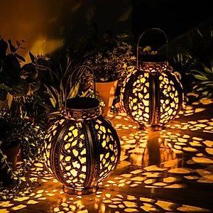 Outdoor Solar Lantern 2 Pack Outdoor Solar Hanging Lantern Retro Solar Lights with Handle Solar Garden Lights Decor for Yard Patio, Brown